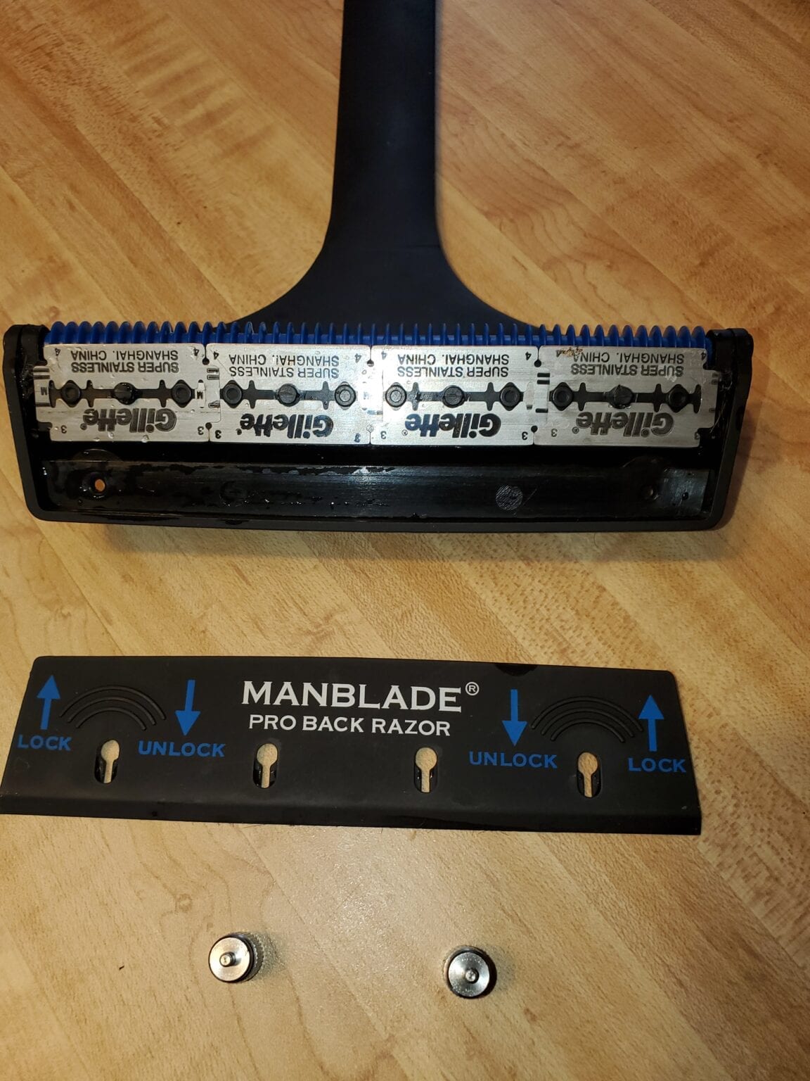 ManBlade Pro Back Razor Review: 4 Razors Wide But Is It Good? | Back ...